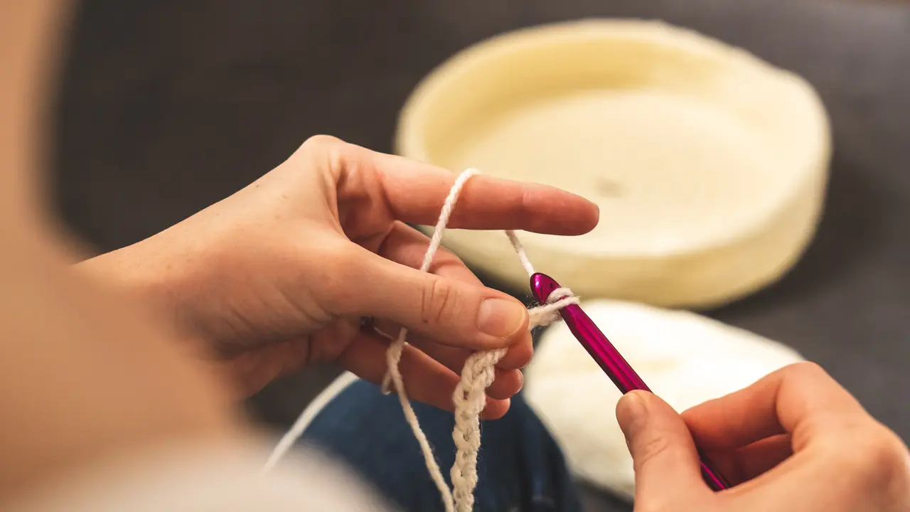 5 Cara Merajut Tas yang Unik dan Menarik, Mudah Dicoba Bagi Pemula ...