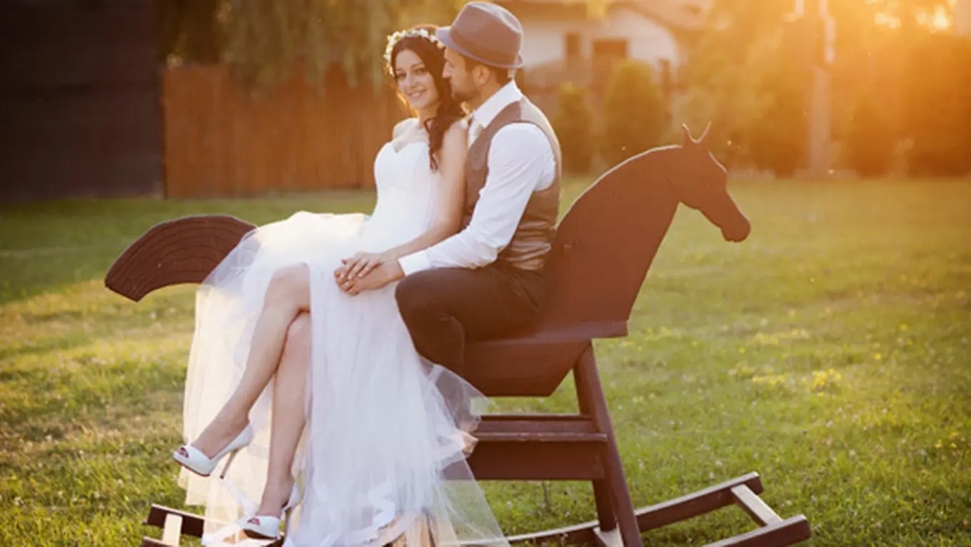 4 Tema Unik Foto Pre-Wedding Sederhana Namun Romantis