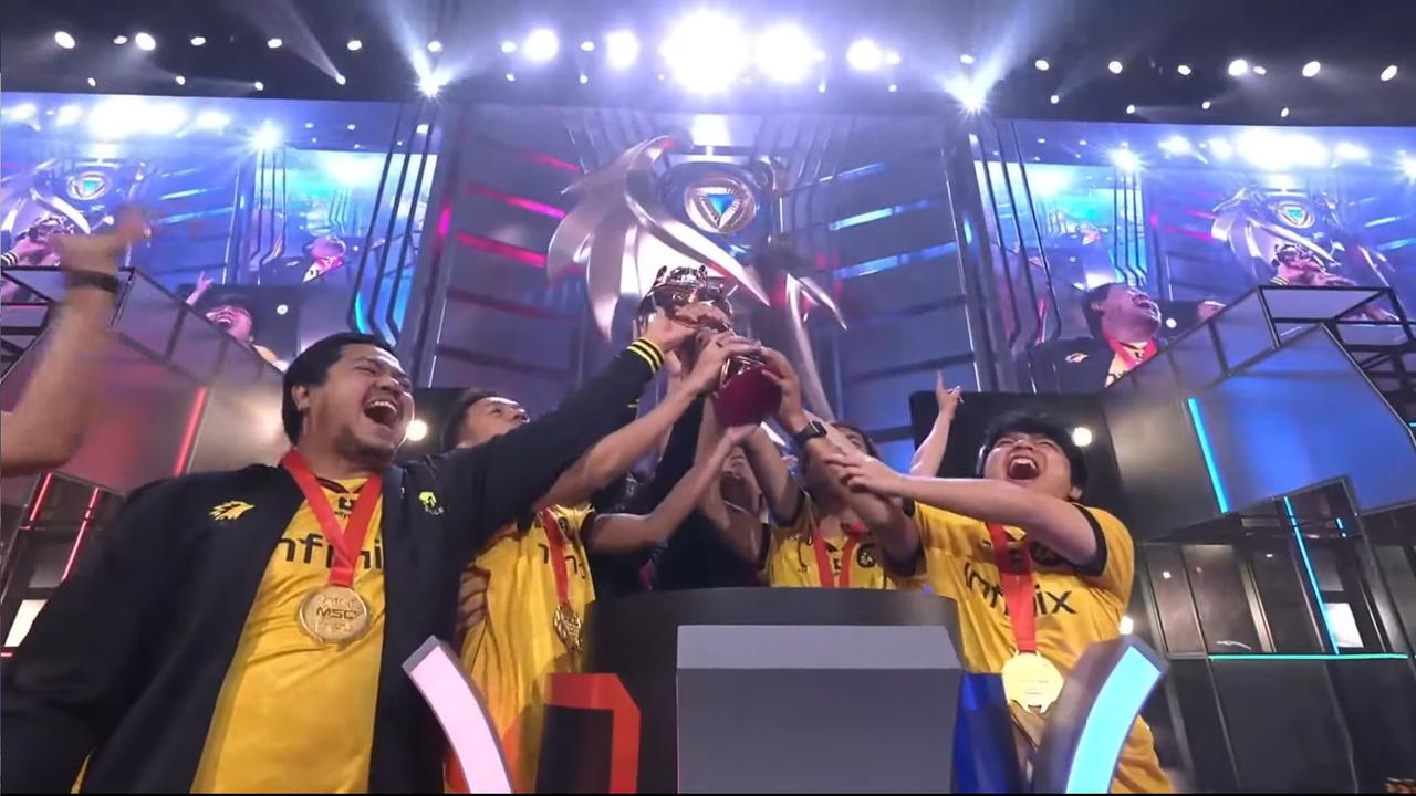 Onic Esports Sabet Gelar Juara MSC 2023, Kalahkan Blacklist International Setelah Pertandingan ...