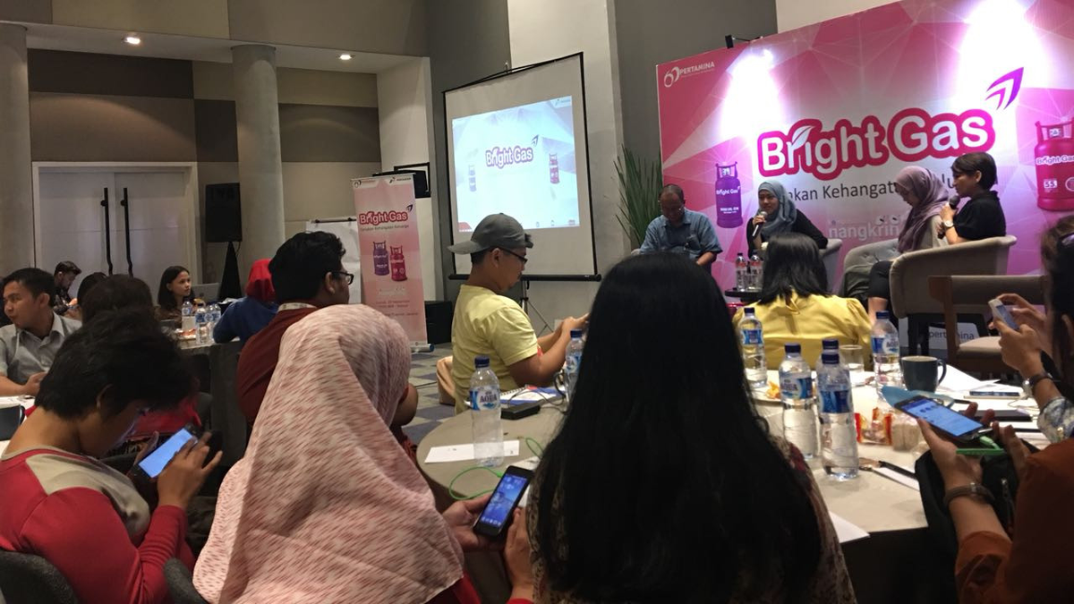 Bright Gas, Si Pink yang Mampu Menghangatkan Keluarga - Citizen6 ...