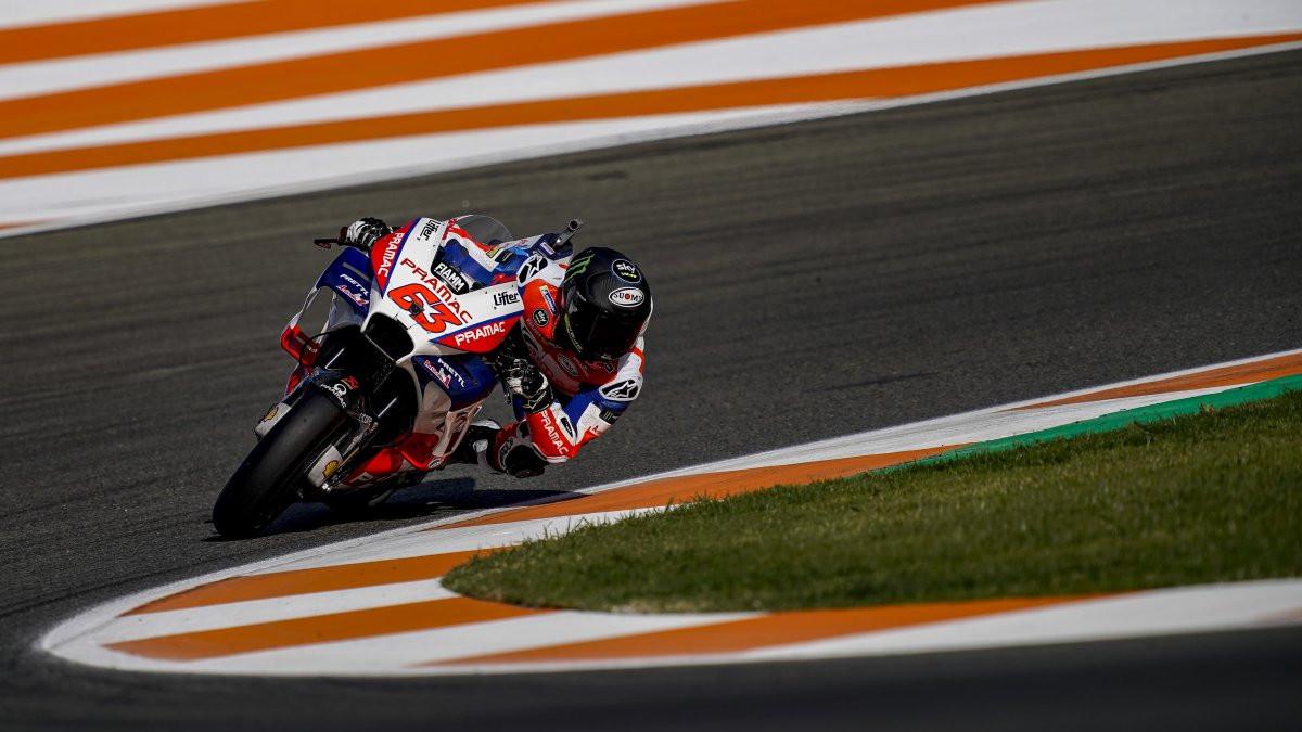 Bagnaia Sangat Terkesan Saat Membalap di Belakang Lorenzo