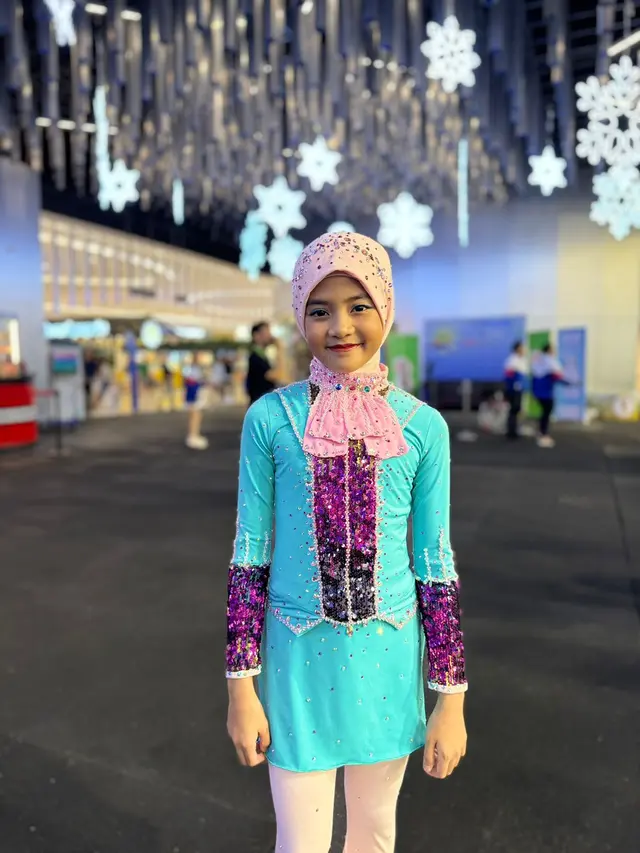 Aksi Mikaila Kaia Fathima di SEA Open Figure Skating Trophy 2024 ...