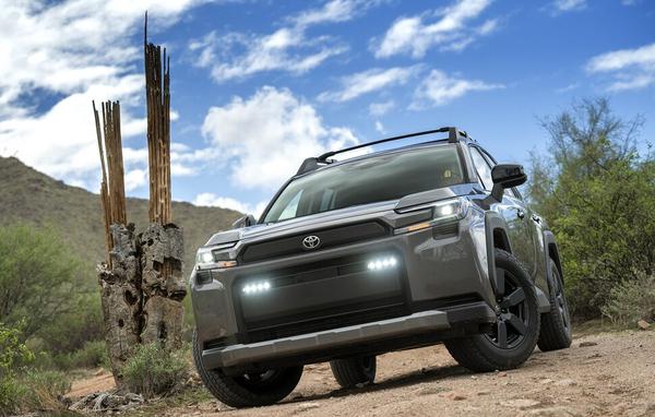 6 Potret Terbaru Aiu Ratna Vokalis Garasi yang Awet Muda, Punya Anak ...