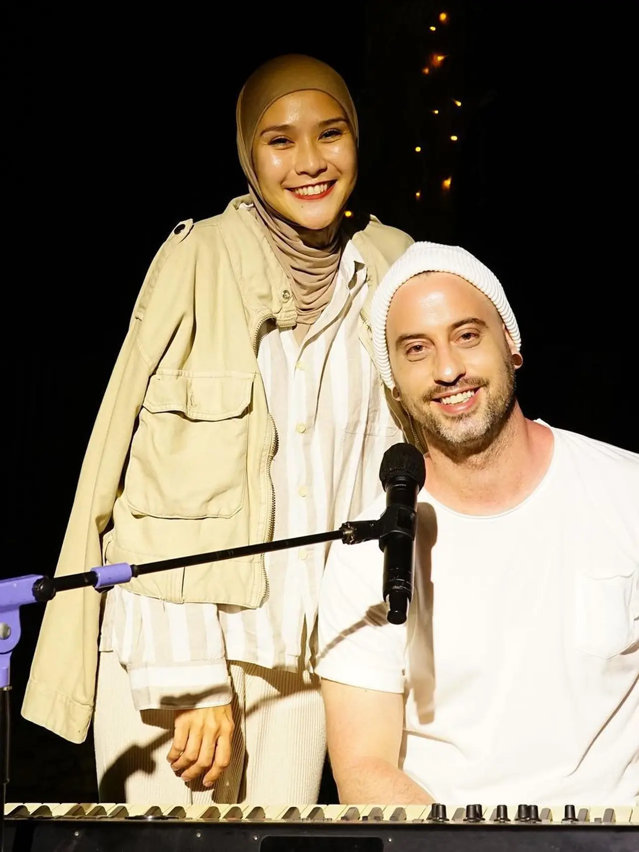 8 Potret Kebersaman Zaskia Adya Mecca dan Dave Moffatt, Kini Jadi ...