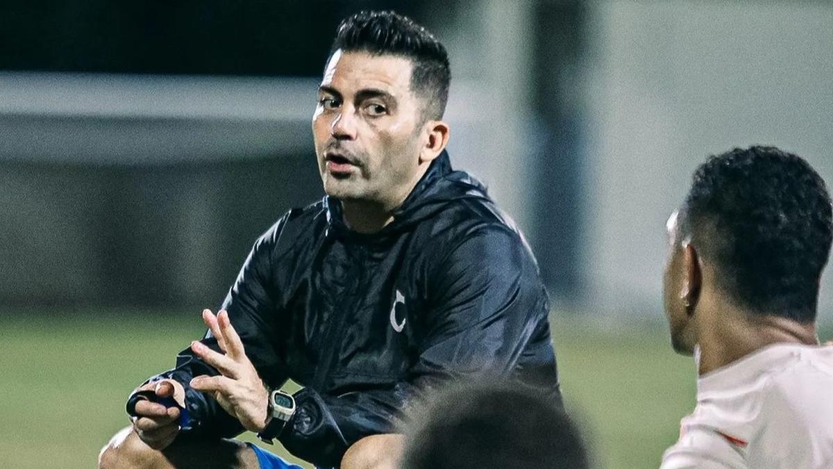 BRI Liga 1: Kemesraan Persik dan Javier Roca Resmi Berakhir