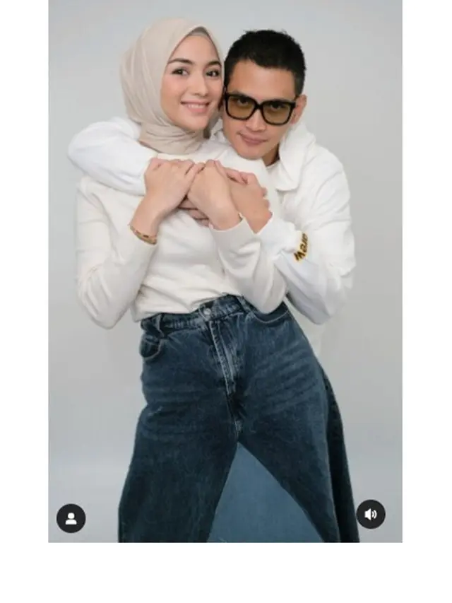 7 Potret Mesra Citra Kirana dan Rezky Aditya, Sebut Suami Tetap Jadi Sosok Terbaik - Hot ...