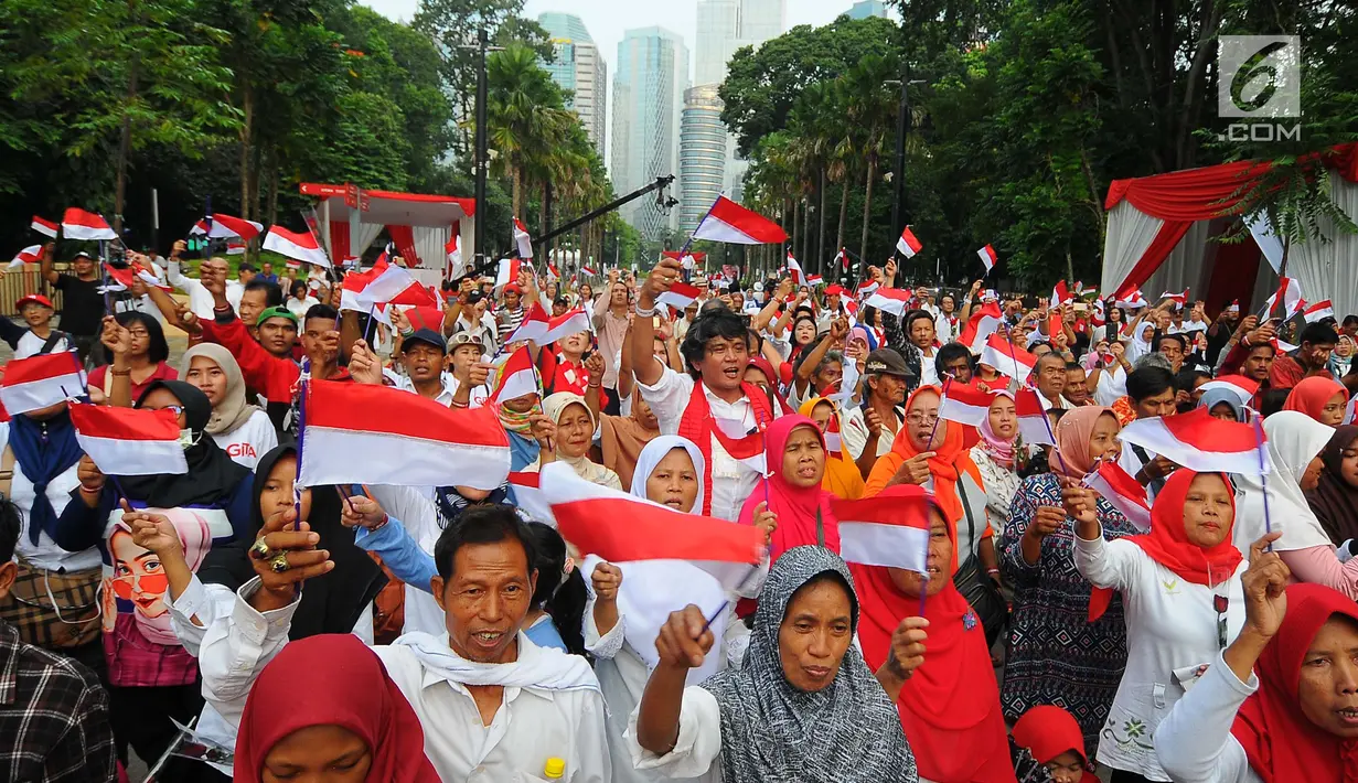FOTO: Sejumlah Tokoh dan Artis Deklarasi Indonesia Bangkit di GBK ...