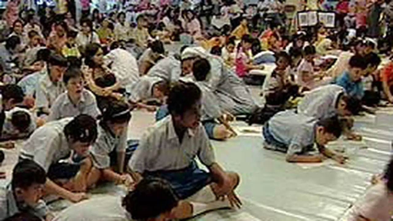 Puluhan Penyandang Cacat Mengikuti Lomba - News Liputan6.com