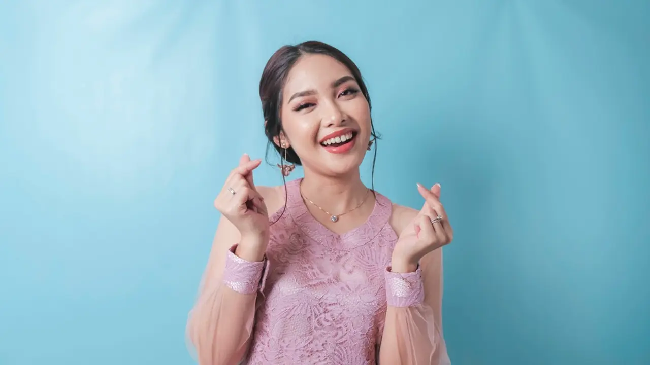 5 Jenis-Jenis Payet untuk Kebaya dan Cara Memasangnya Sendiri