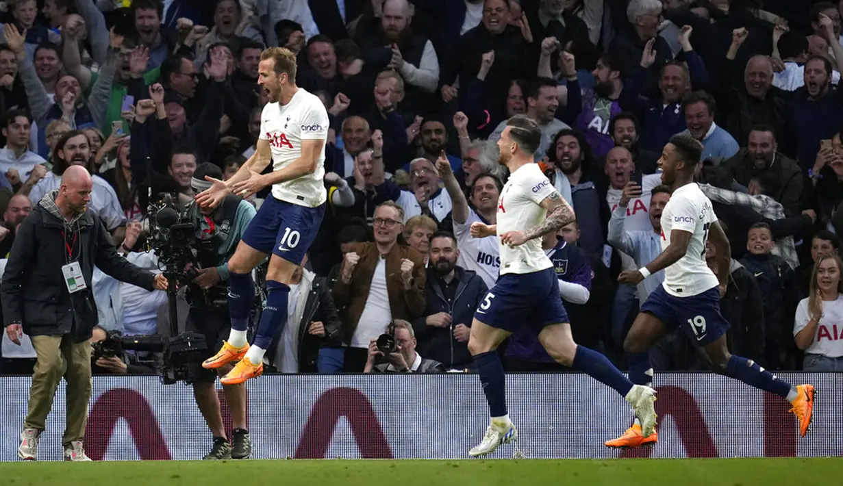 FOTO: Tottenham Hotspur Hajar Arsenal 3-0 - Foto Liputan6.com