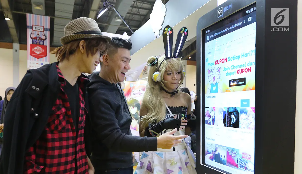 PHOTO: Serunya Bermain Webcomics for BBM di Popcon Asia 2017 - Foto Liputan6.com