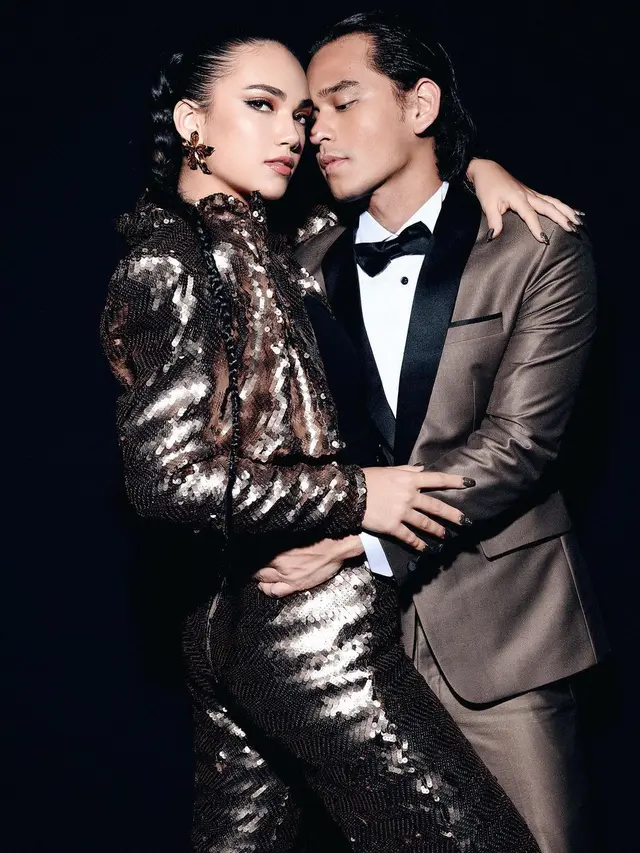 6 Potret Rangga Azof Bintang Buku Harian Seorang Istri Bareng Haico Van ...