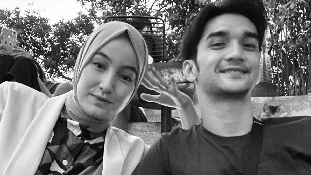 Potret Ise Irish Hutasoit Pakai Hijab, Gayanya Ini Jadi Sorotan - Foto ...