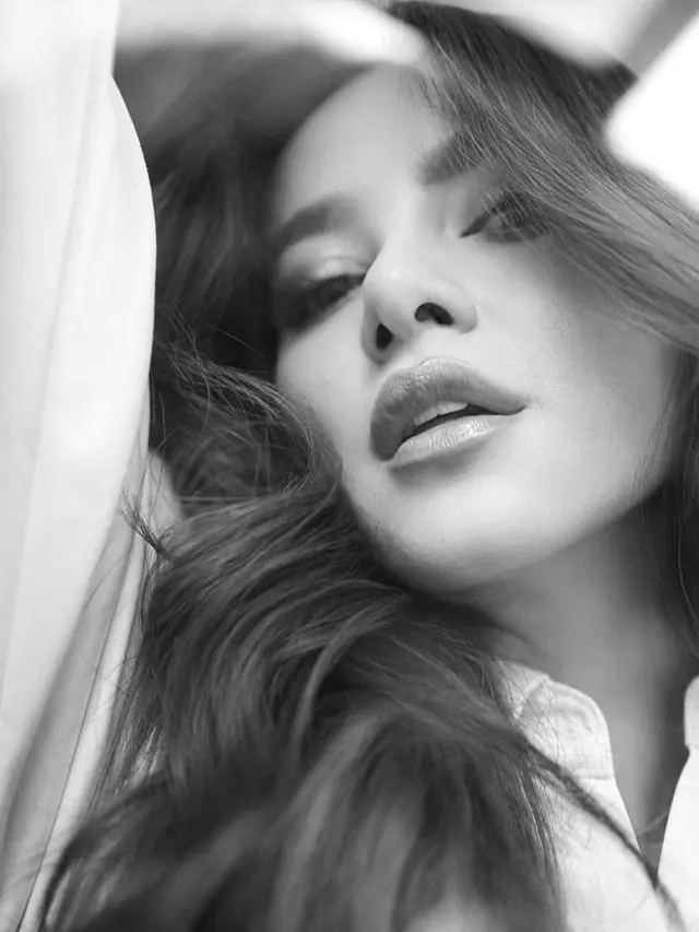 Model Rambut Panjang Olla Ramlan, Cantik dan Elegan - ShowBiz Liputan6.com