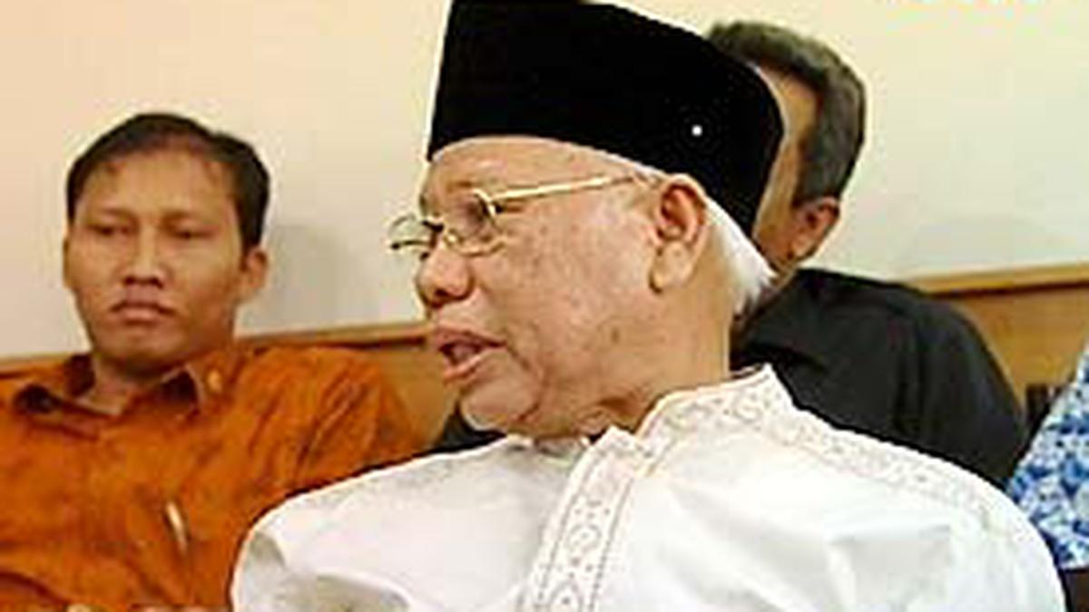 Bagir Manan Akan Diperiksa Setelah Lebaran - News Liputan6.com