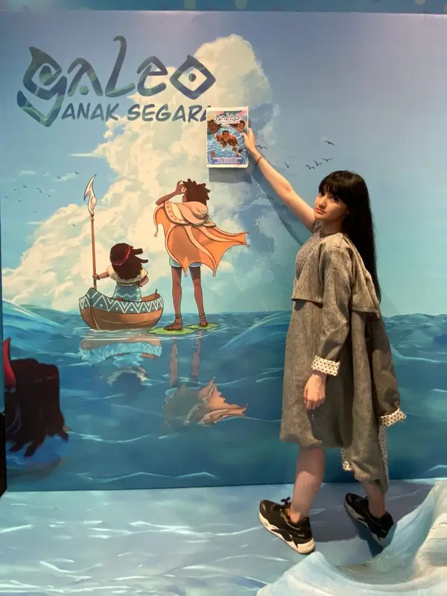 6 Potret Marcella Simon Main ke Satria Dewa Studio, Tampil dengan Rambut Berponi - Hot Liputan6.com