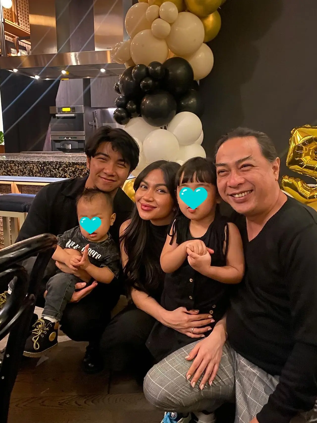 6 Potret Adik Ariel Tatum yang Jarang Tersorot, Selalu Kompak dengan ...