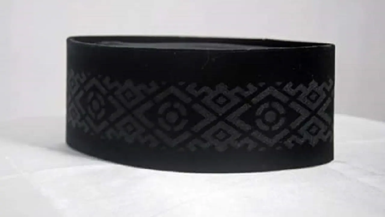 Keampuhan dan Mistis Peci Hitam Suku Bugis - Makassar - Regional ...