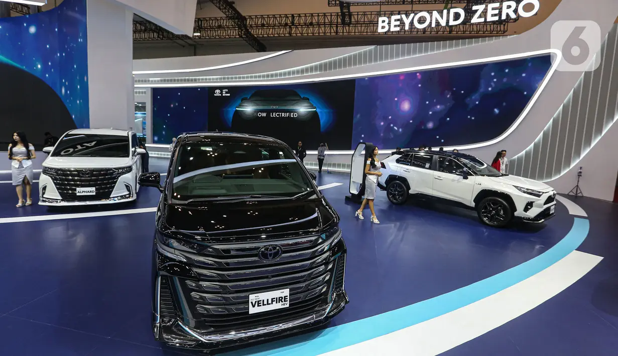 Deretan Mobil Hybrid Terbaru dari Toyota Dipamerkan di GIIAS 2024 - Foto Liputan6.com