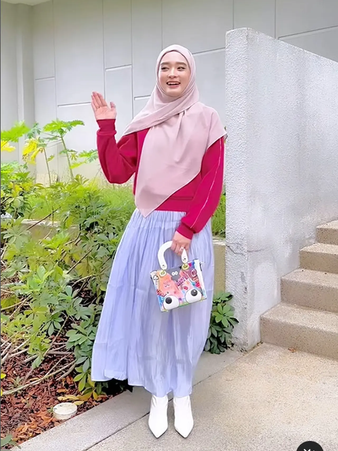 5 Potret Inara Rusli Jadi Barbie, Pilihan Outfitnya Jadi Favorit ...