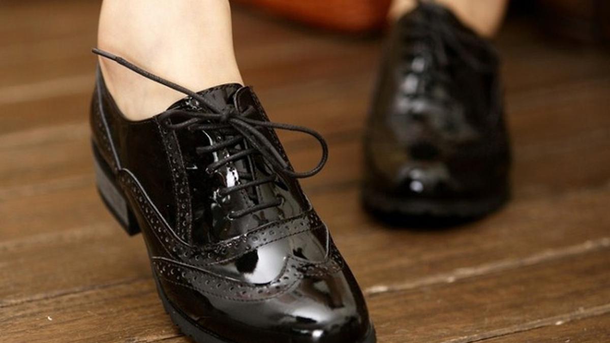 Tren Gaya Sepatu Wanita yang Dicontek dari Sepatu Pria - Fashion ...