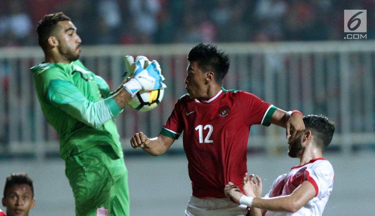 FOTO: Babak Pertama Anniversary Cup 2018, Indonesia Tertinggal 0-1 dari ...
