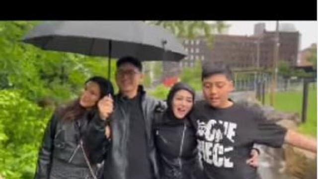 Profil Derly Darmawan, Pria yang Menikahi Terry Putri di Amerika ...