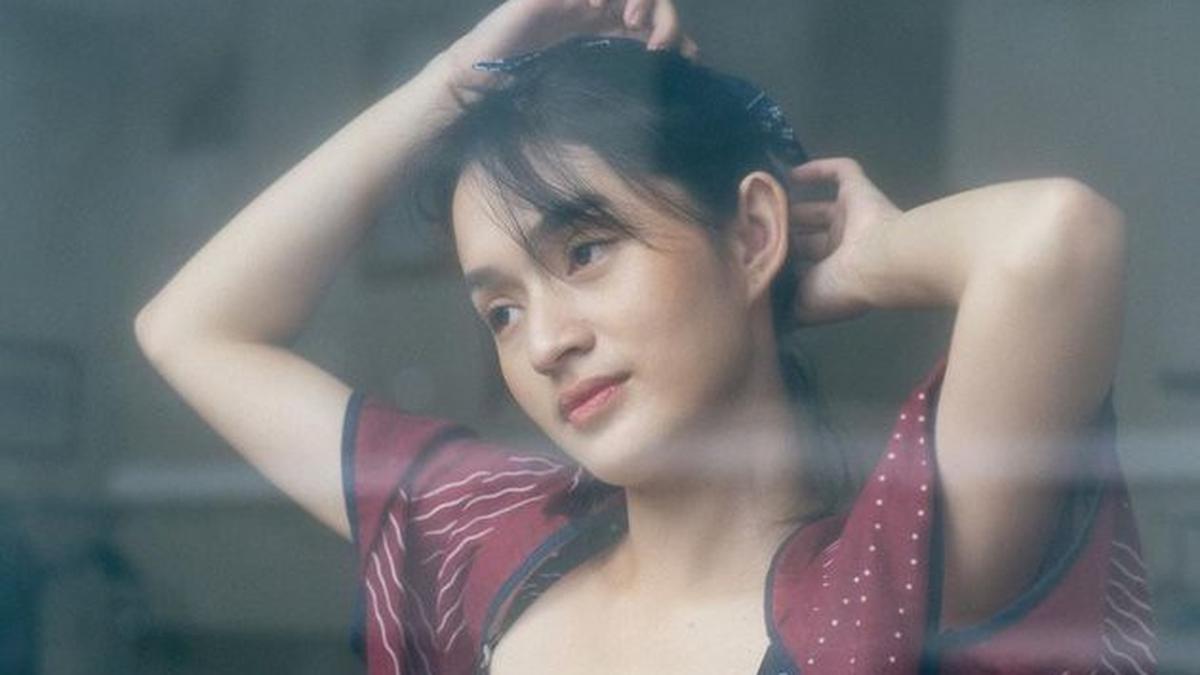 Jarang Tersorot, Ini 6 Potret Cantik Jeanneta Sanfadelia Istri Ardhito ...