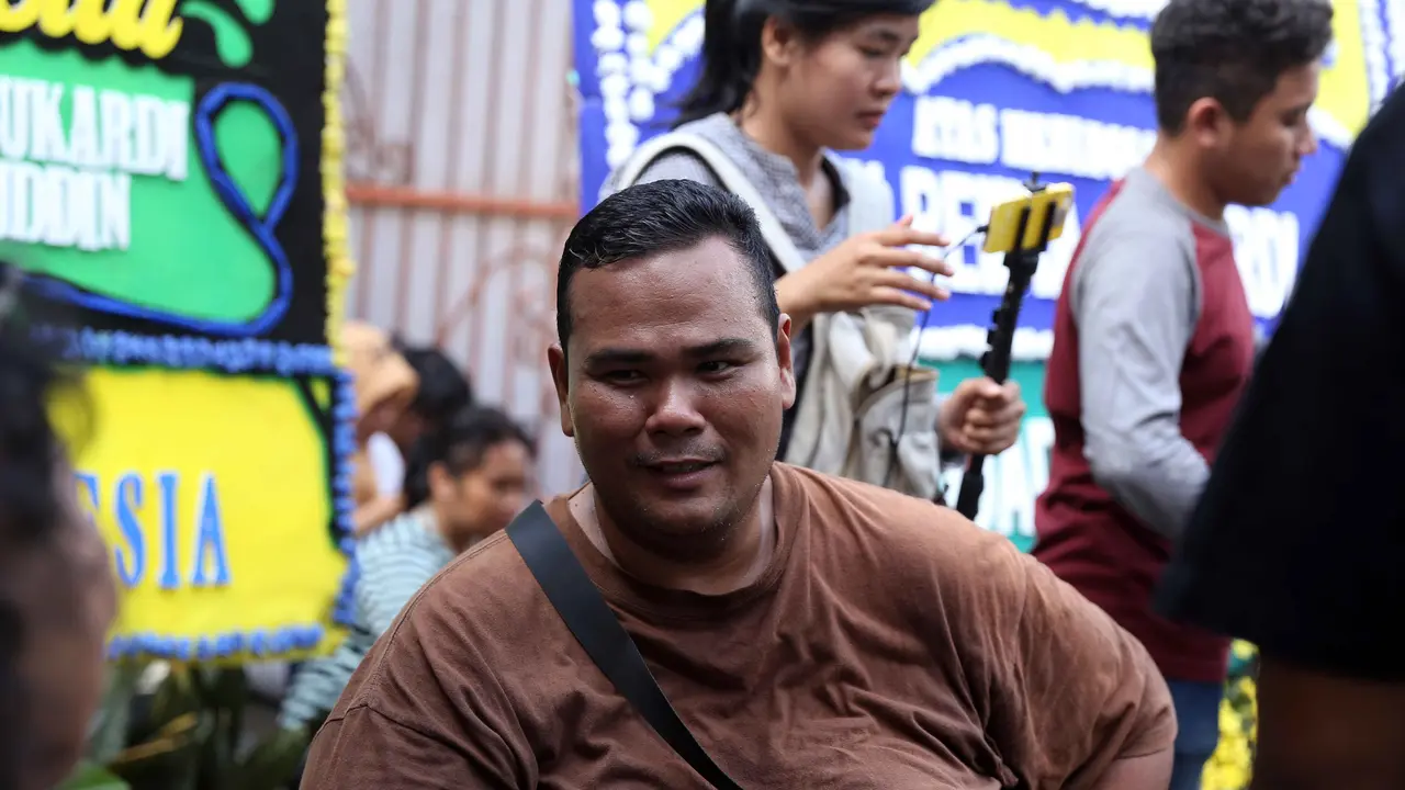 Kisah Miris Fahmi Bo, Pesinetron Lupus yang Jatuh Miskin dan 2 Tahun ...