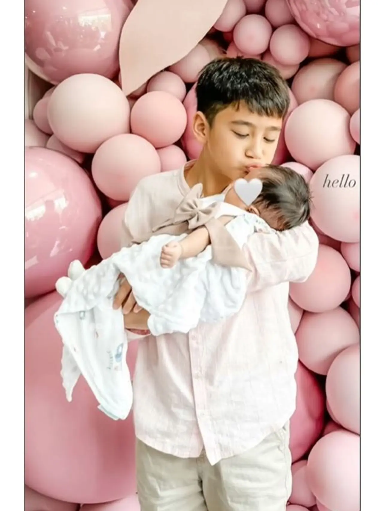 8 Momen Akikah Baby Lily Anak Angkat Raffi-Nagita, Sederhana Bernuansa ...