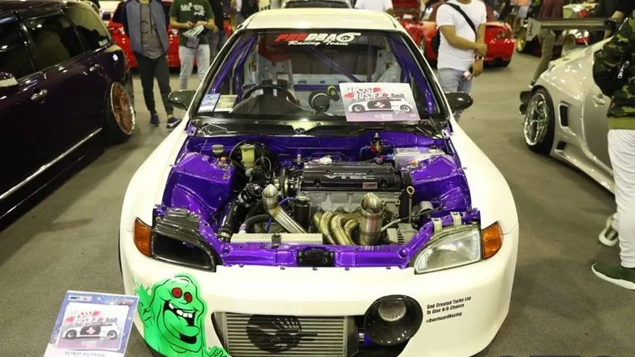 4 Mobil Ini Punya Modifikasi Unik yang Tak Terbayangkan - Otomotif ...