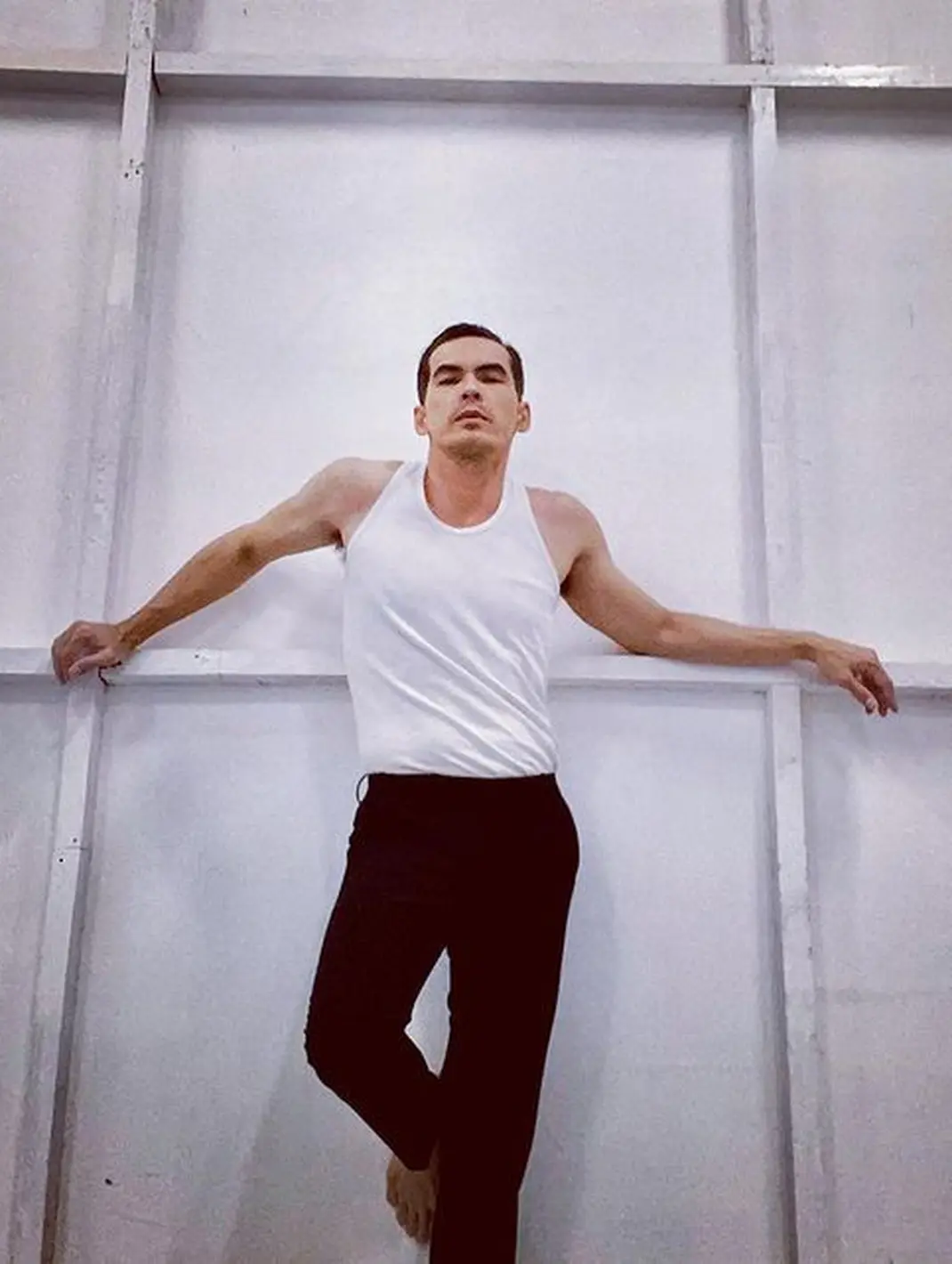 Potret Gagah Atalarik Syach, Makin Awet Muda di Usia Hampir Setengah ...