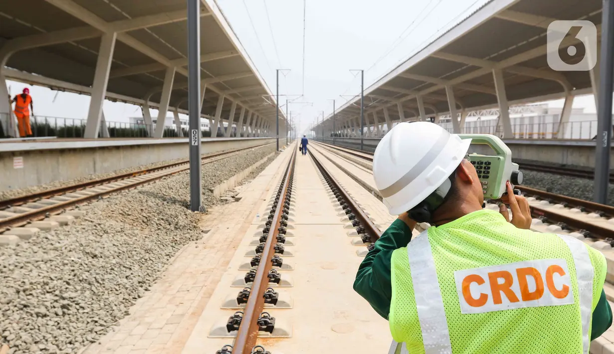 Melihat Progres Pembangunan Stasiun KCJB di Karawang dan Tegalluar ...