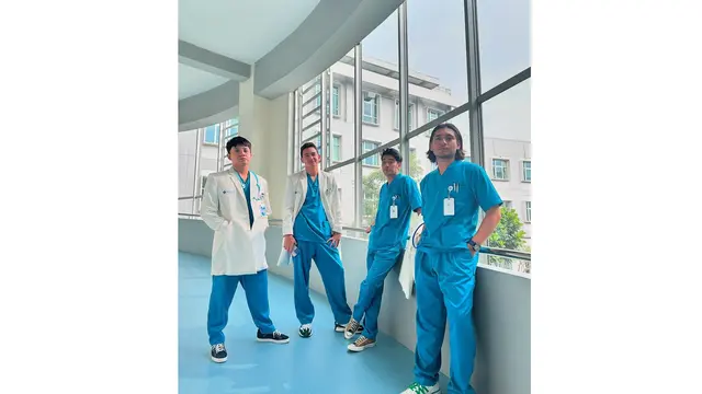 8 Potret Abidzar Jadi Calon Dokter di Serial Terbaru, Curi Perhatian ...
