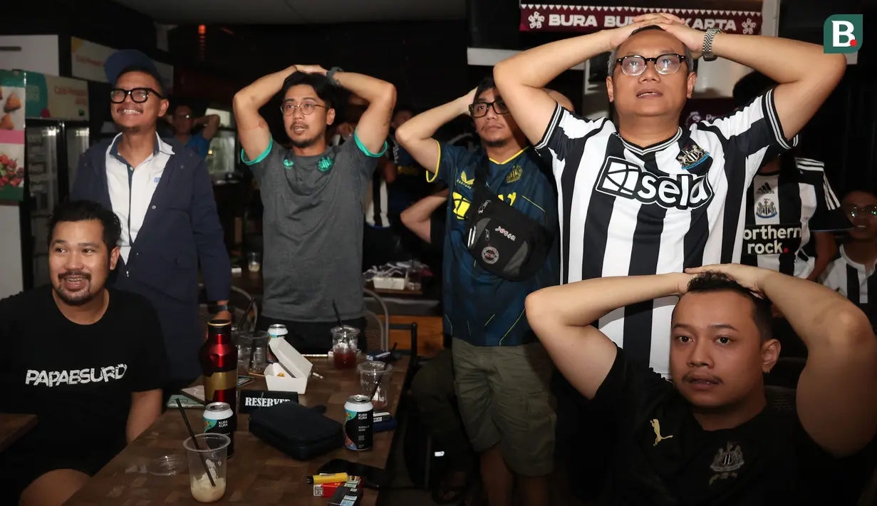 Foto: Meski Newcastle Bermain Imbang dengan Brighton, Roaring Night ...