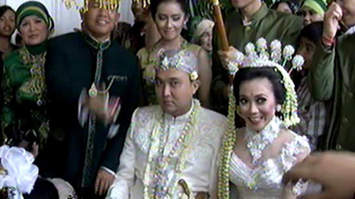 Pernikahan Purie Mahadewi-Hera Herawan Berlangsung Lancar