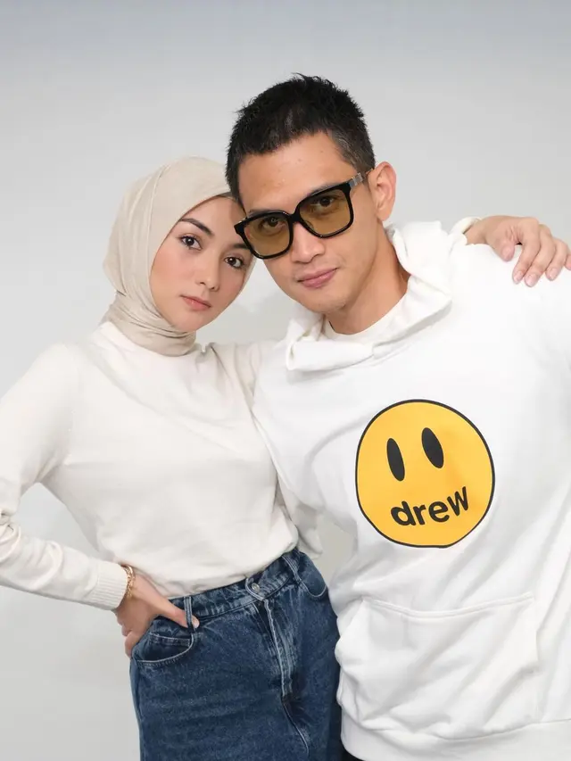 7 Potret Mesra Citra Kirana dan Rezky Aditya, Sebut Suami Tetap Jadi Sosok Terbaik - Hot ...