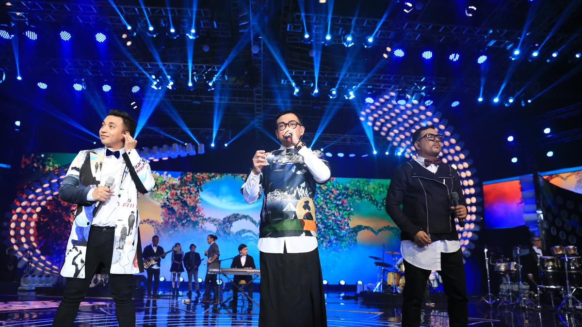 Lirik Lagu Setahun Kemarin - Kahitna