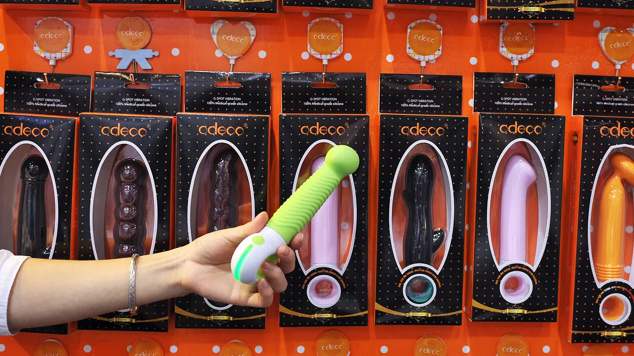 Risiko Menggunakan Dildo Saat Seks Anal Health