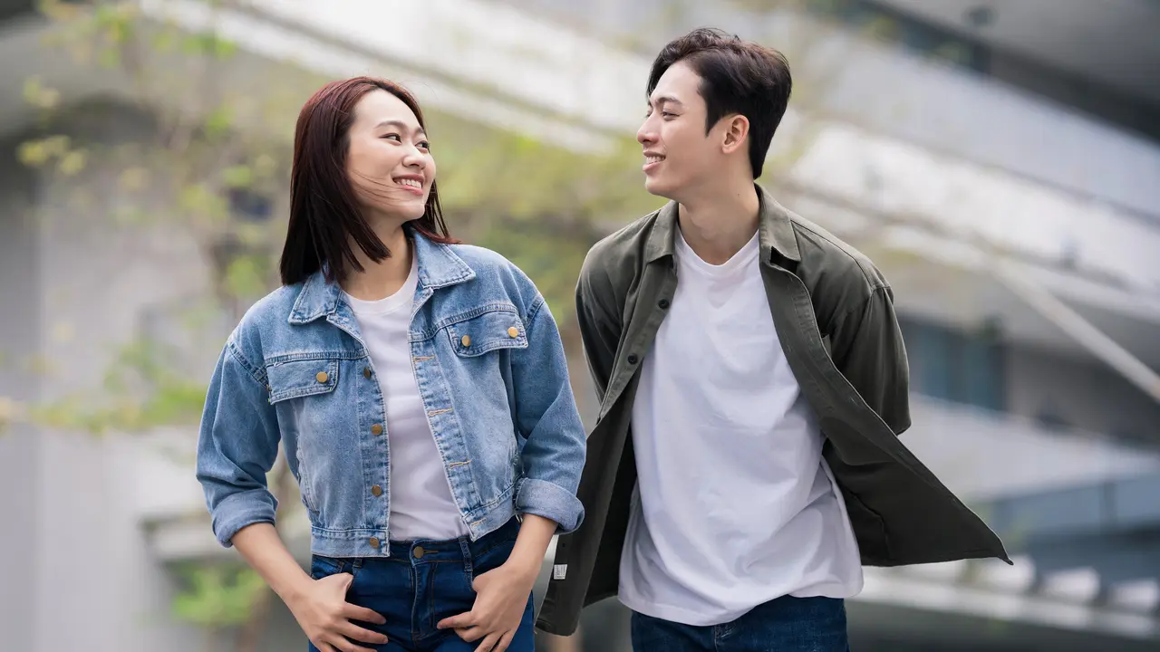 7 Tanda Aura Positifmu Sangat Kuat yang Membuatmu Disukai Banyak Orang - Lifestyle Fimela.com