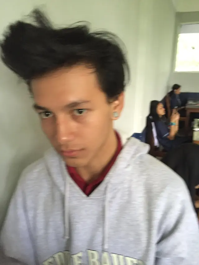 5 Potret Jefri Nichol saat Sekolah yang Viral, Disebut Berwajah Tengil