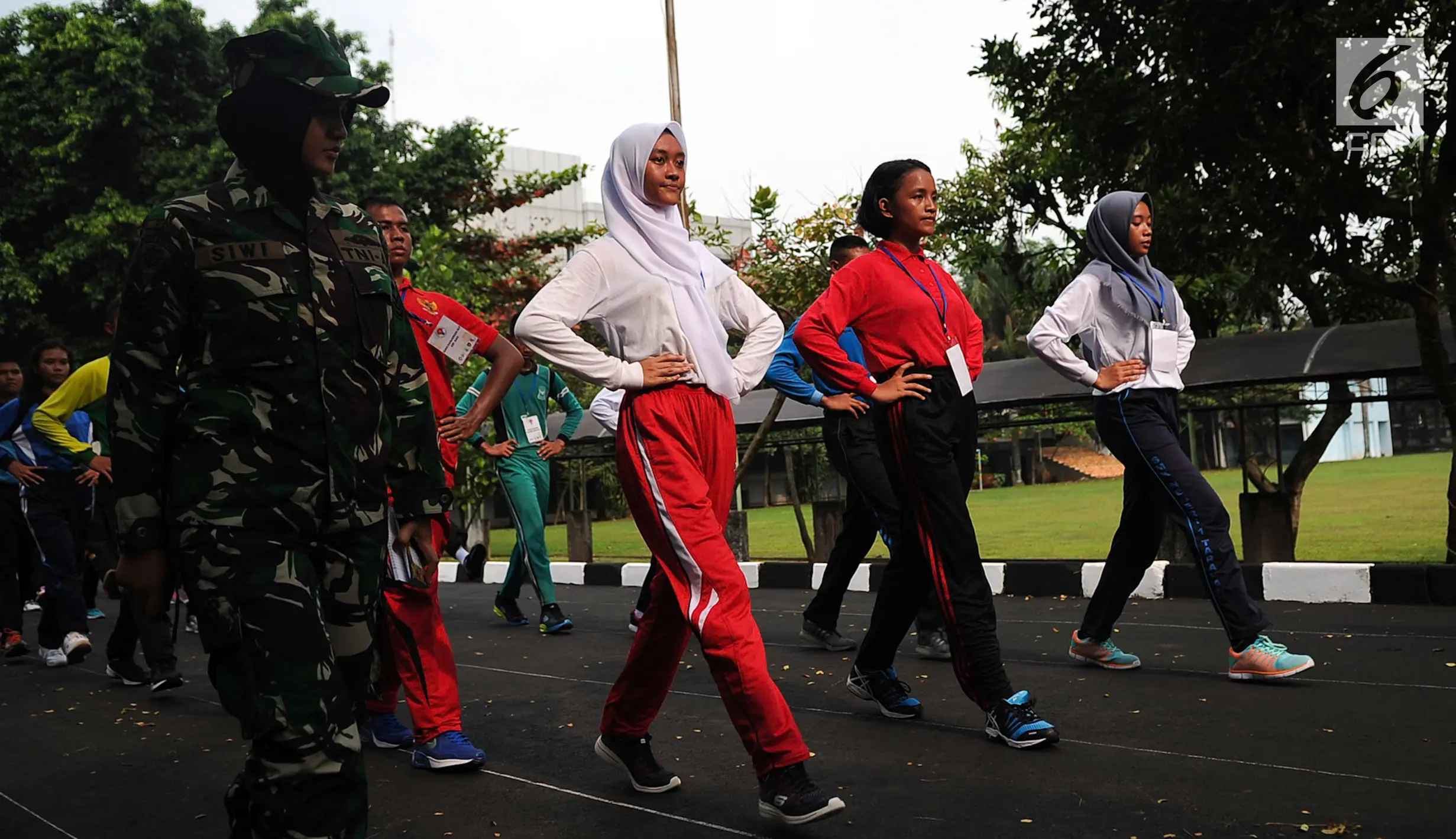 Calon Paskibraka Mulai Berlatih Baris-berbaris - Foto Liputan6.com