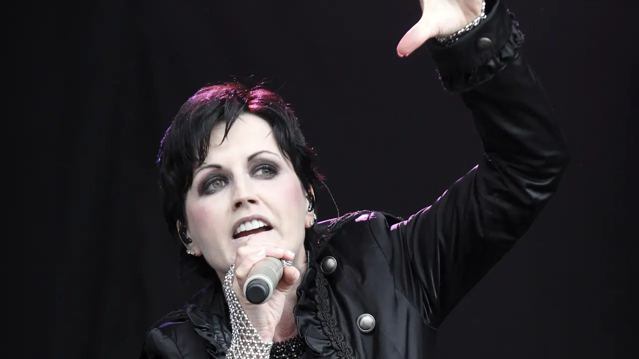 Dolores O'Riordan Meninggal, Don Burton Mendadak Jadi Sorotan