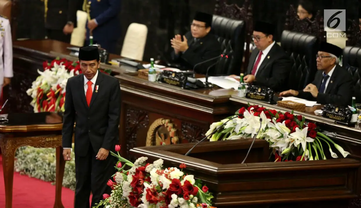 PHOTO: Presiden Jokowi Sampaikan Pidato Kenegaraan dan RAPBN 2018 ...