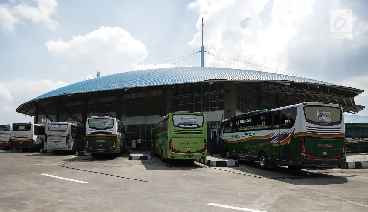 Terminal Pulo Gebang Siap Layani Mudik Lebaran 2017 - Foto Liputan6.com