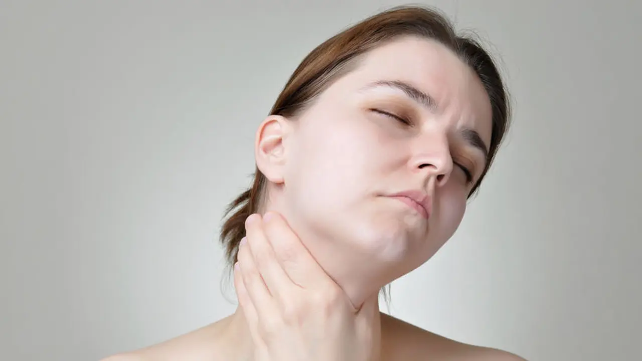 Laring Adalah Saluran Pernapasan Bagian Atas, Ketahui Fungsi dan ...