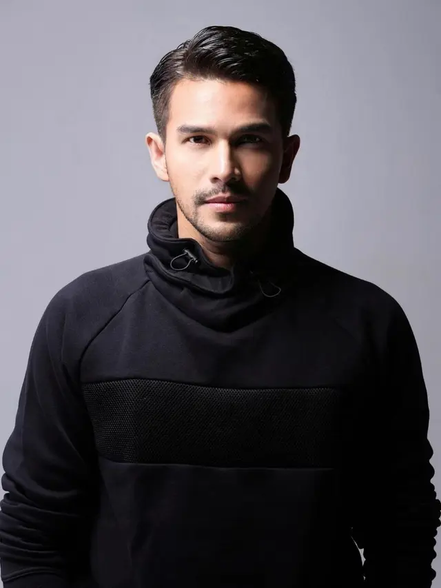 Jonathan Frizzy Mengaku Tak Pandai Pilih Pasangan, Sindir Dhena Devanka ...