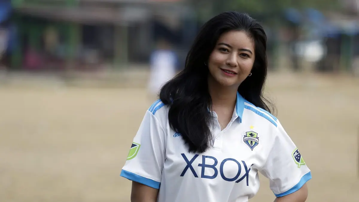 Qory Sandioriva Tunjukan Kepedulian Terhadap Sepakbola Usia Muda ...