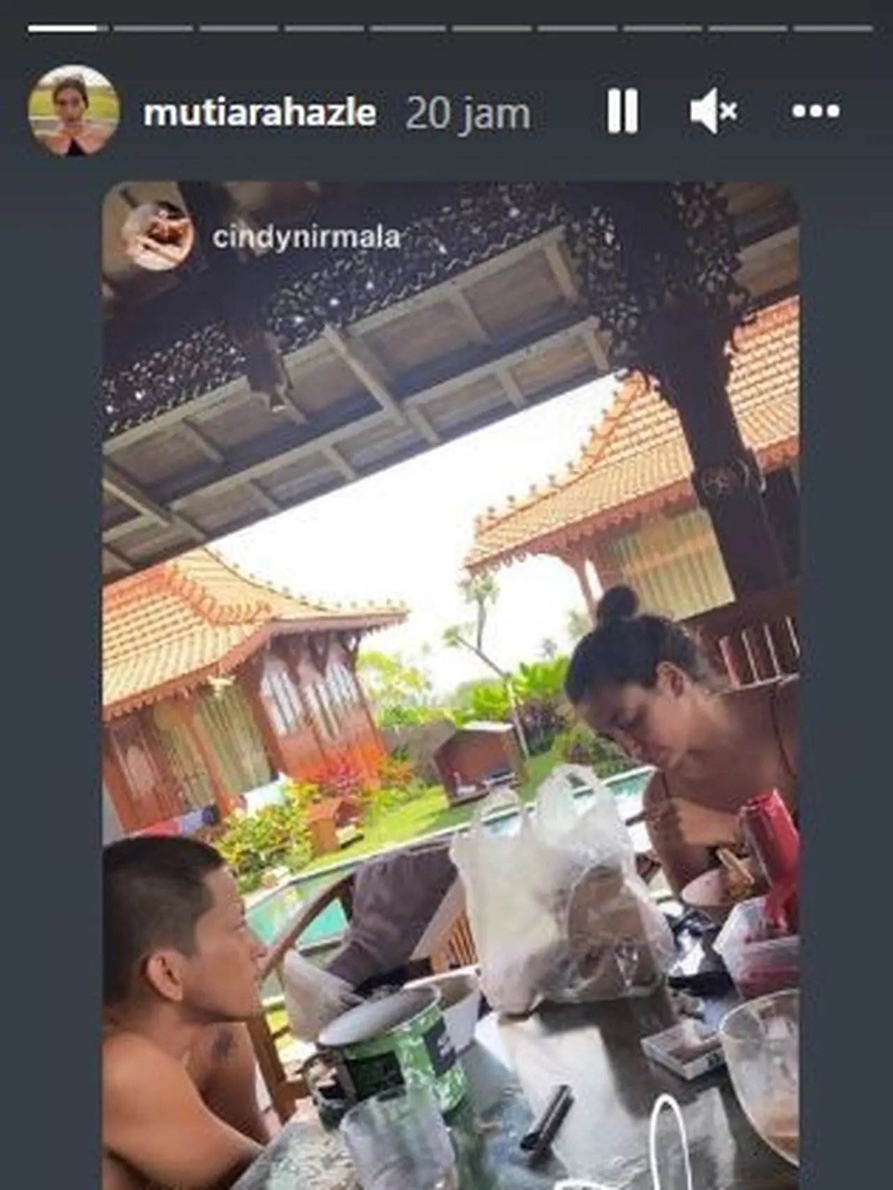 6 Momen Kedekatan Bio One dengan Mutiara Hazle, Curi Perhatian - Hot ...