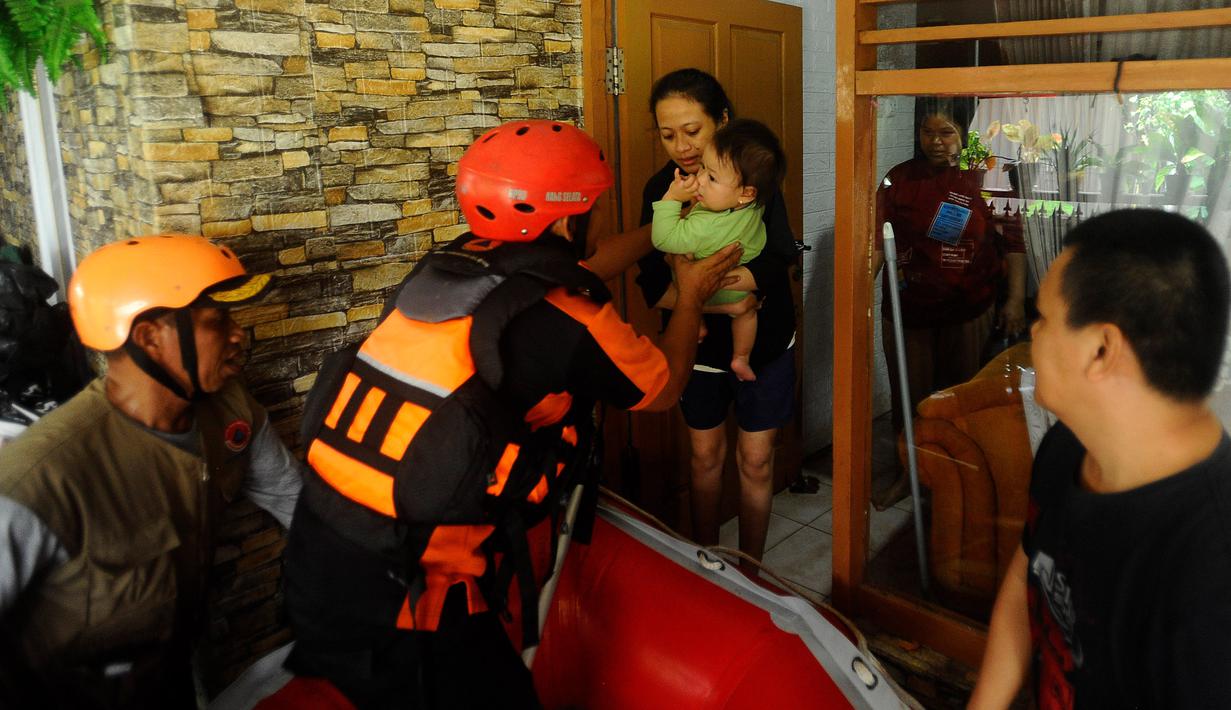 Banjir Rendam Ratusan Rumah di Taman Mangu Indah Tangerang Selatan